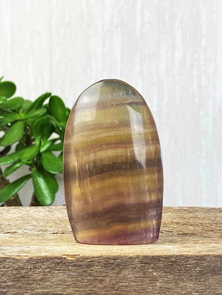 Fluorit, Gul Fri form - Stående & Fri form - Formade Stenar - Kristaller - Andekvarts.se